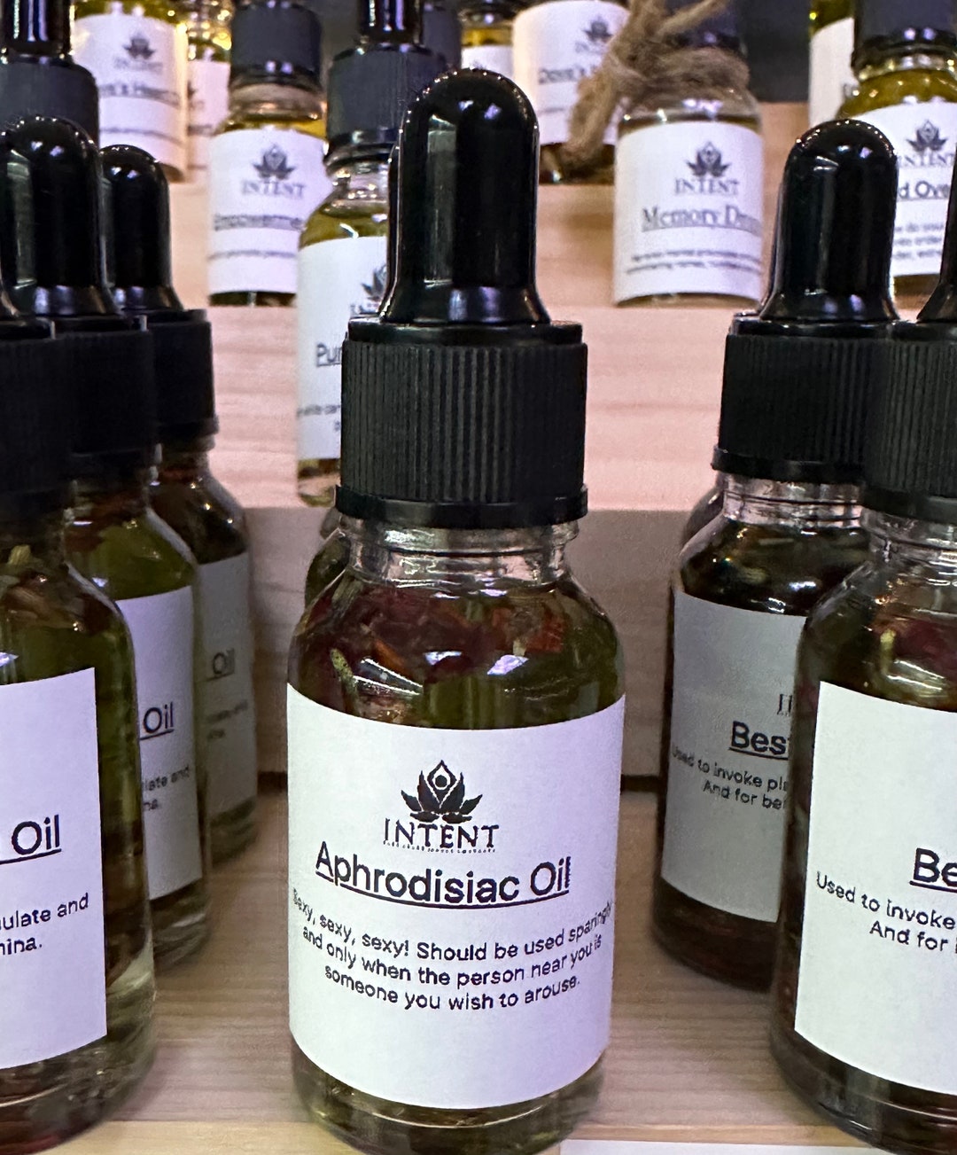 Aphrodisiac Conjure Oil | Anointing Oil Blend to Arouse - Etsy