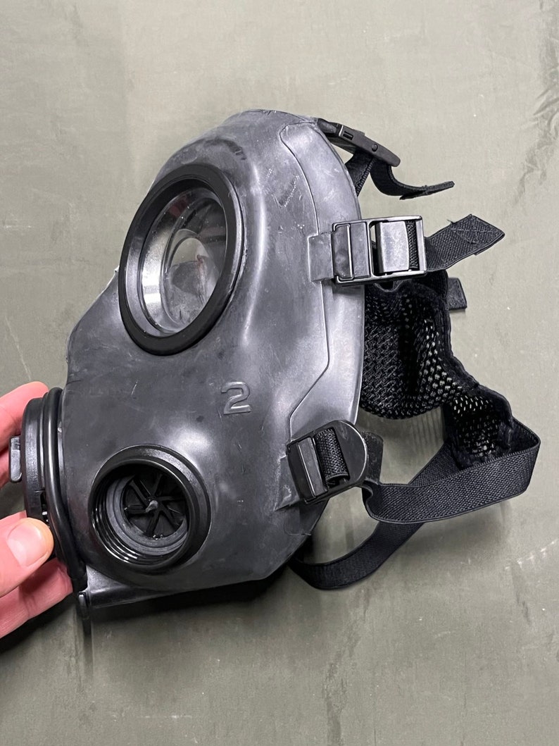 NEW British Army NBC Cbrn Avon FM12 Respirator GAS Mask Size 2 - Etsy