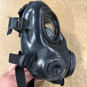 NEW British Army NBC Cbrn Avon FM12 Respirator GAS Mask Size 3 - Etsy