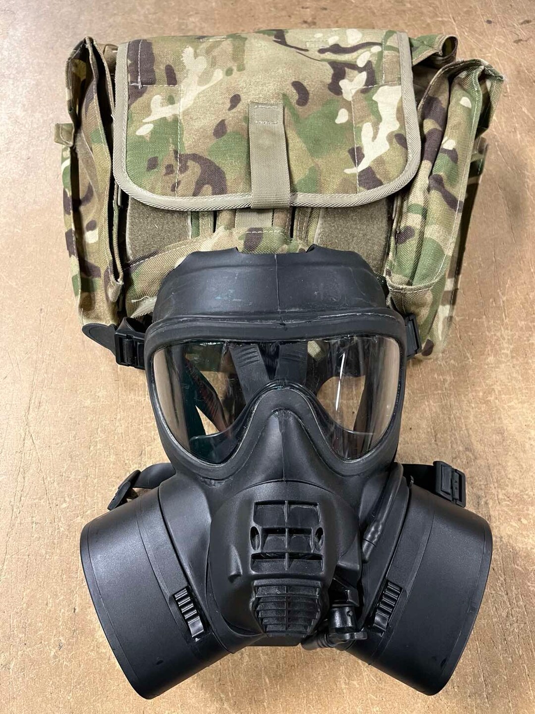 British Army Scott General Service Respirator (GSR) Size 3 With Carry ...