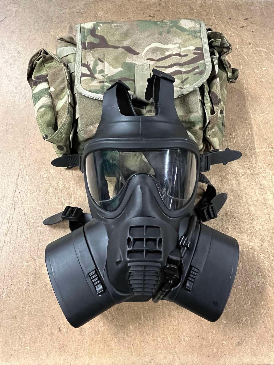 British Army Scott General Service Respirator GSR Size 4 With Carry Bag ...