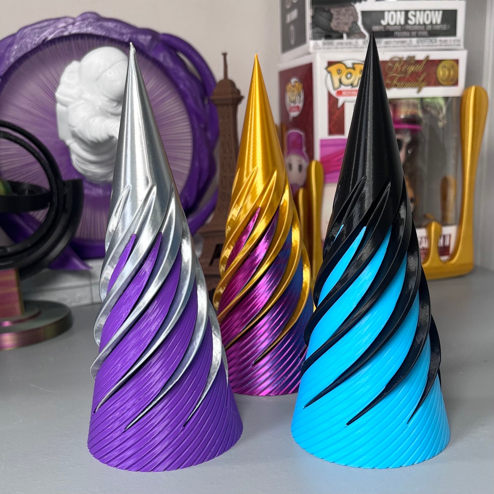 Medium 3D Infinity Spiral Christmas Tree - Artistic Pine Design, Unique ...