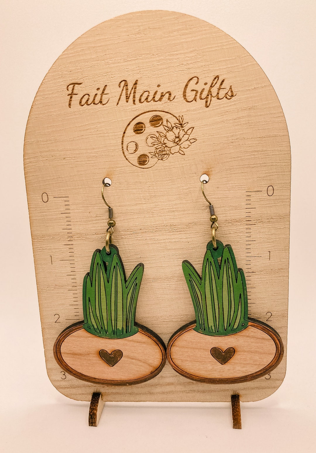 Wooden Laser Cut Hand Painted Snake Plant Mother in Laws - Etsy