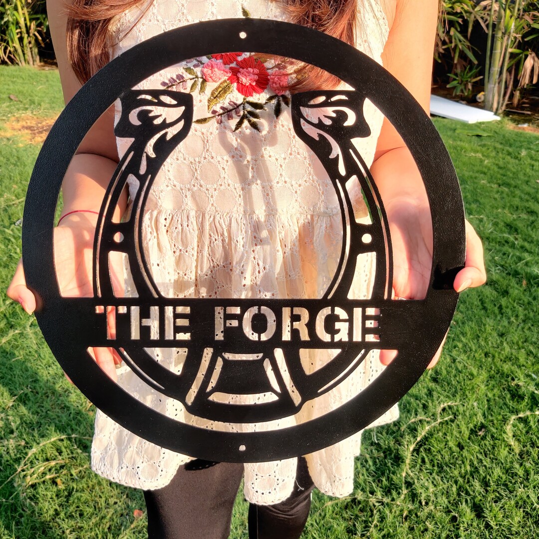 Personalized Horseshoe Welcome Sign, Horseshoe Monogram, Equestrian ...