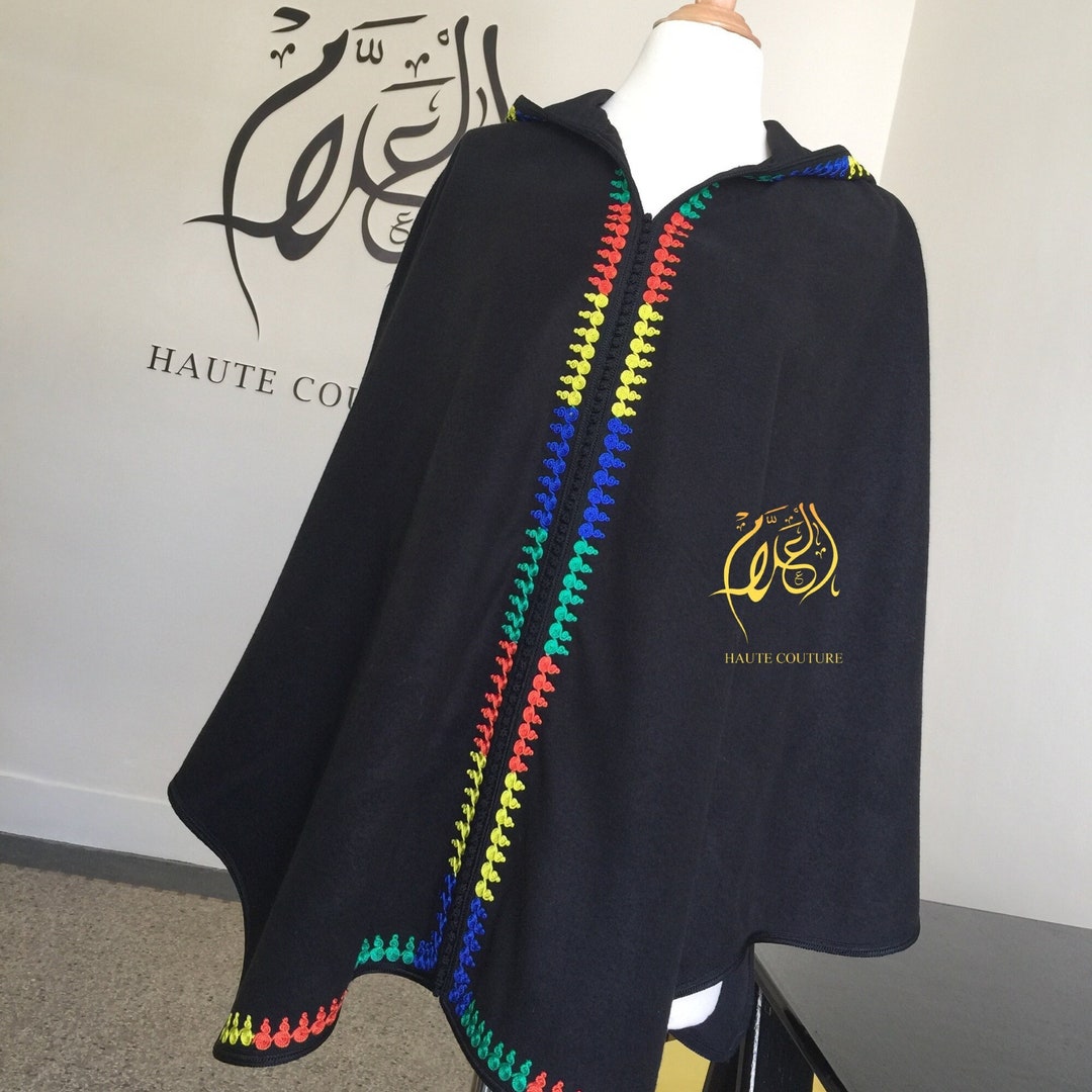Stylish Hooded Poncho Cape , One Size Womens Winter Cape With Moroccan ...