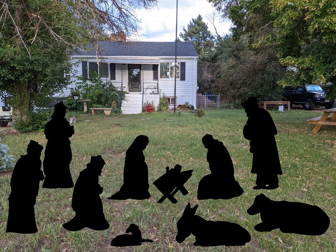 Large Outdoor Manager Scene, Holy Family Nativity Display, Christmas ...