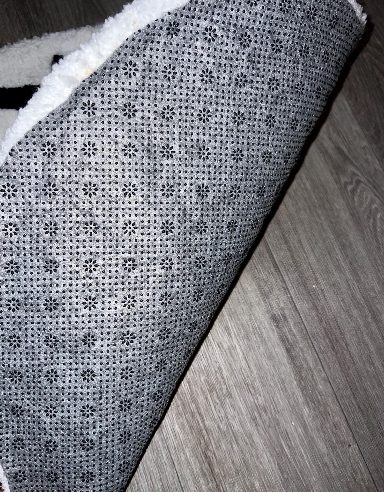 Handmade Tufted HELLCAT Logo Rug - Etsy