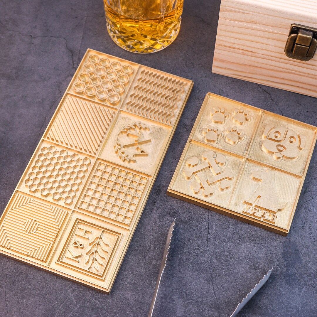 Ice Cube Plate for Bar, Ice Stamp, Personalized Football Logo Ice Cube ...