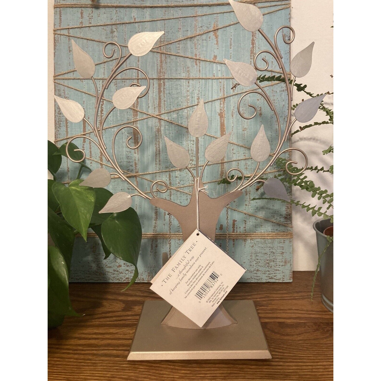 Vintage Hallmark Metal Family Tree forever Close in Heart 13 1/2 H NOS ...
