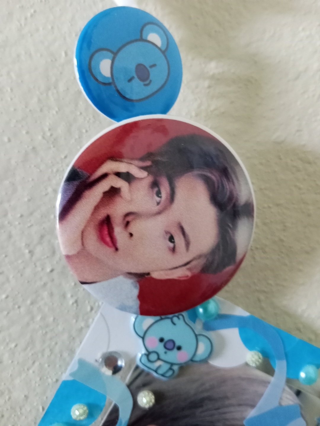 Custom K-pop Pins (set of 5) - Etsy