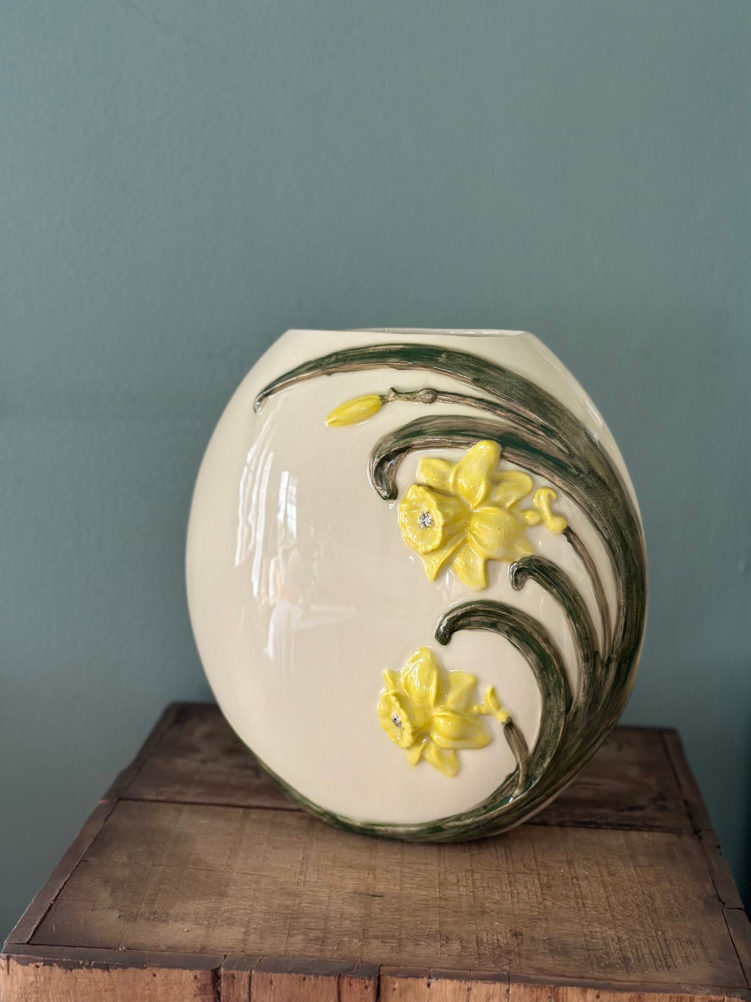 Vintage Hand Painted Daffodil Ceramic Vase - Etsy