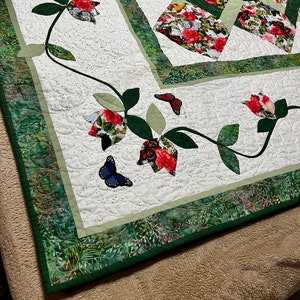 Handmade Quilt - Etsy