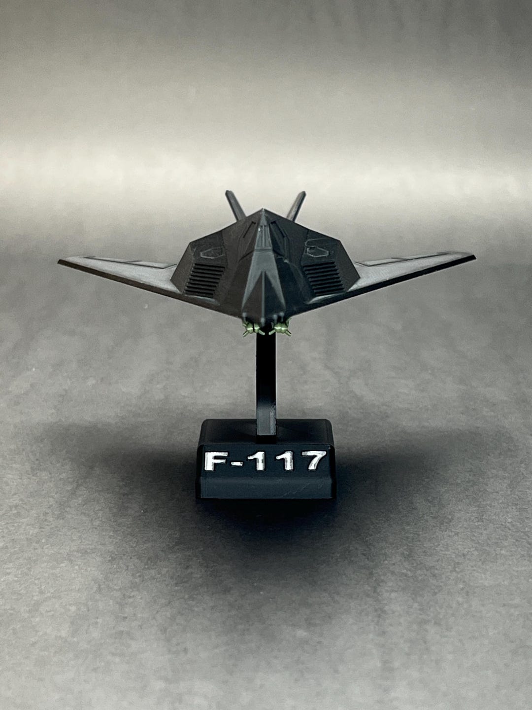 F-117 Nighthawk Desk Model With Stand, Lockheed F117 Jet, Airplane ...