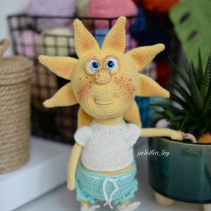 Crochet PATTERN Sun, Amigurumi Sunny Doll, Summer Flower Sun in a Coat ...
