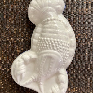 Italian Blue & White Ceramic Seashell Coastal Mold Wall Plaques - Etsy