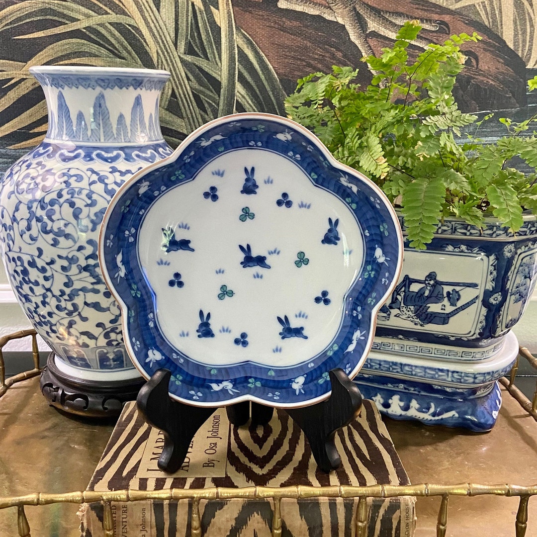 Chinoiserie Blue and White Bunny Rabbit Porcelain Shallow Bowl - Etsy