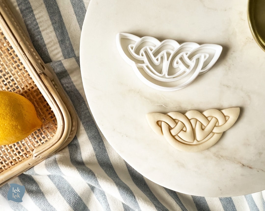 Celtic Knot Cookie Cutter Celtic Corner, Irish Celtic Ornament, Celtic ...