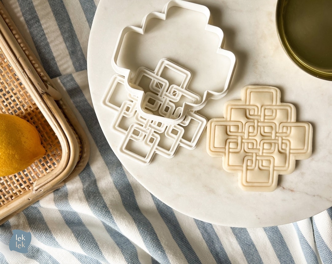 Irish Symbol Cookie Cutter Celtic Mythology, Irish Celtic Knot Cookie ...