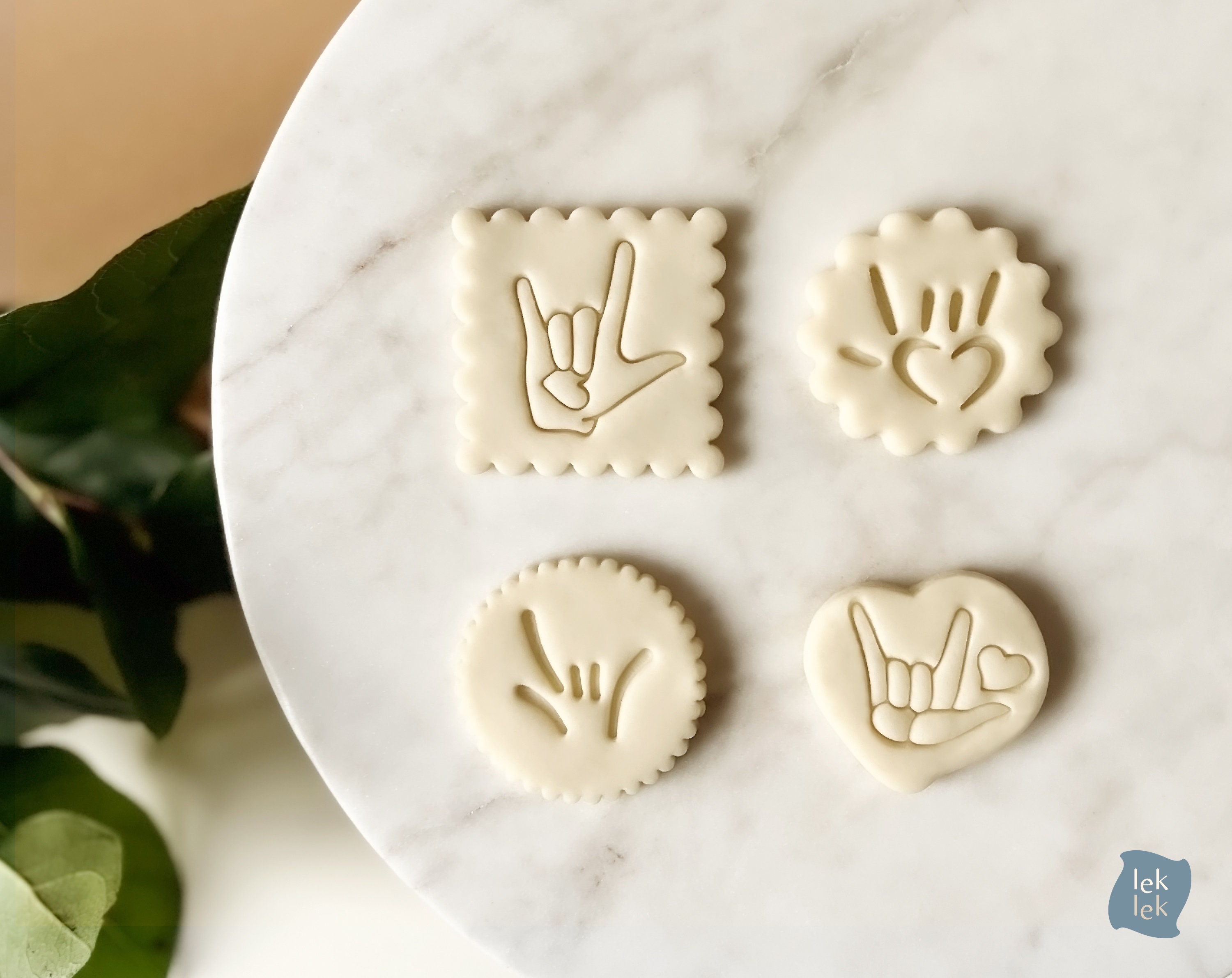 I Love You Hand Sign Cookie Cutter / ILY Cookie Stamp Sign - Etsy