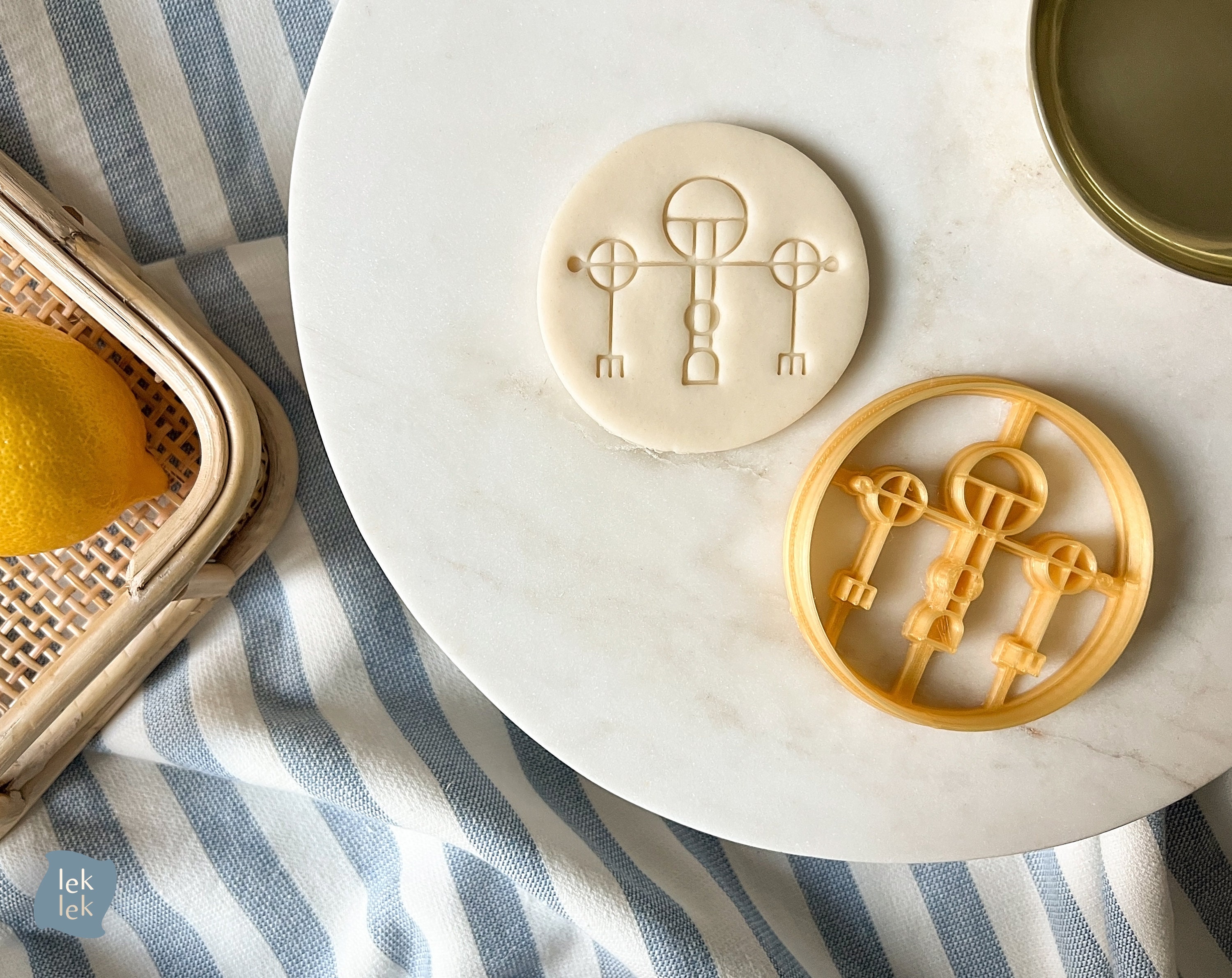 Gift for Viking, Icelandic Magical Staves Rosahringurminni Cookie ...