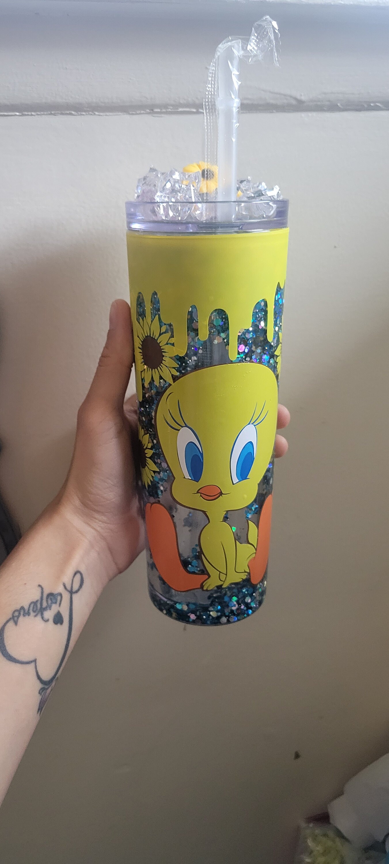 18 Oz Tweety Snow Globe Tumbler - Etsy