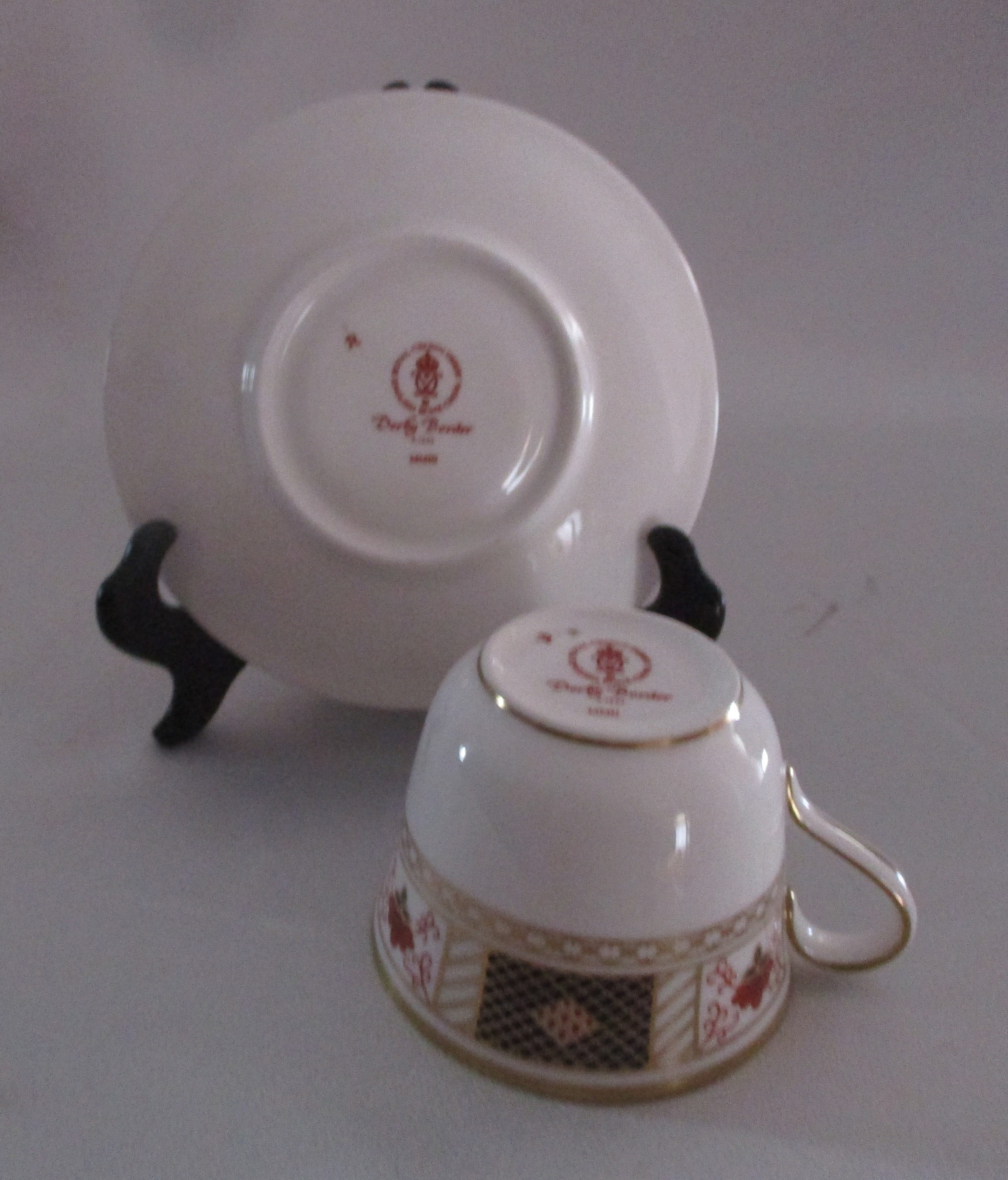 Royal Crown Derby Bone China derby Pattern Flat Cup and Saucer Set Gold ...
