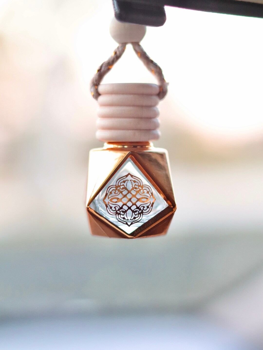 Beautiful Car Diffuser Diamond Air Freshener Cute Car Accessories for ...