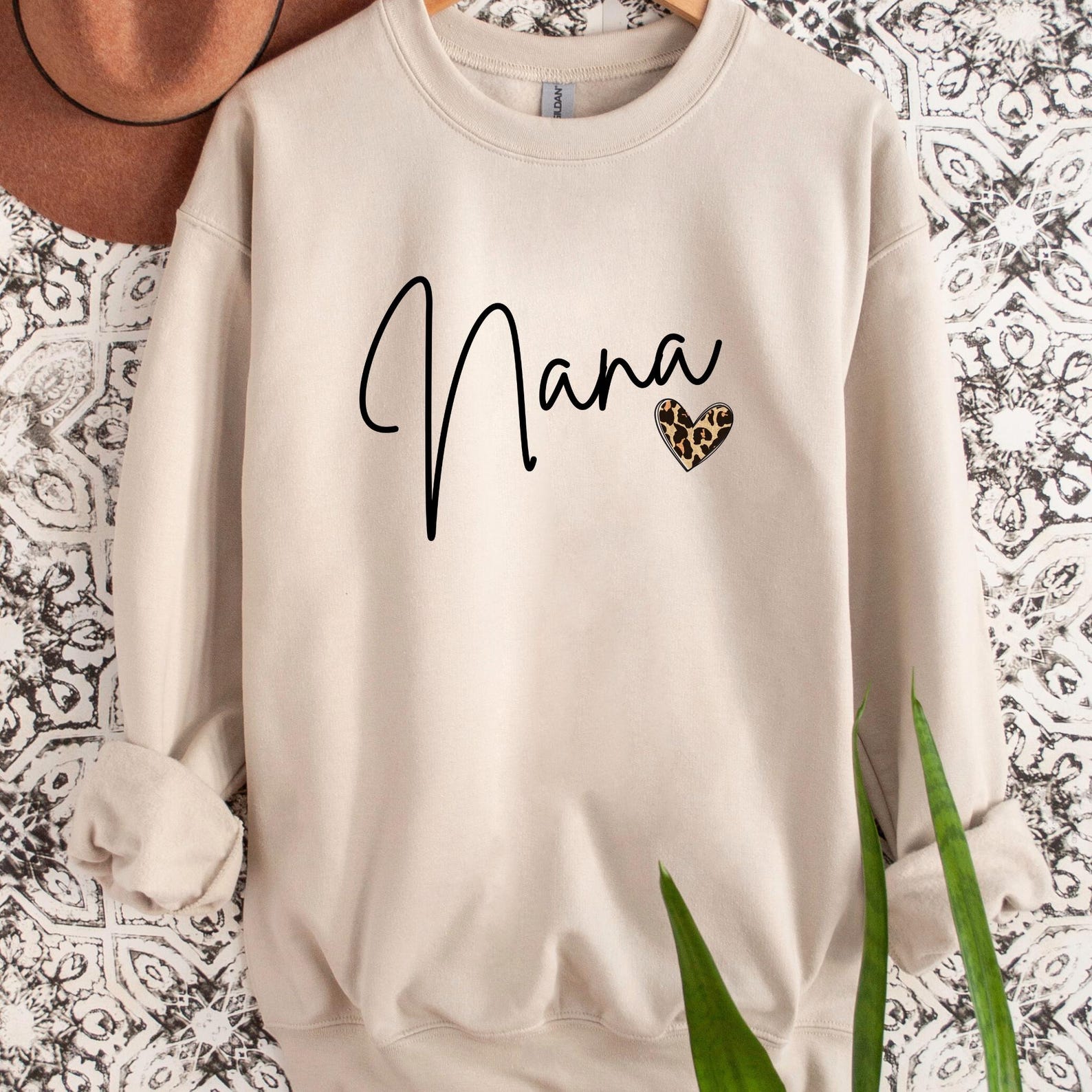 Png BUNDLE, Leopard Print Heart; Script Gigi Mimi Grammy Nana Featuring ...