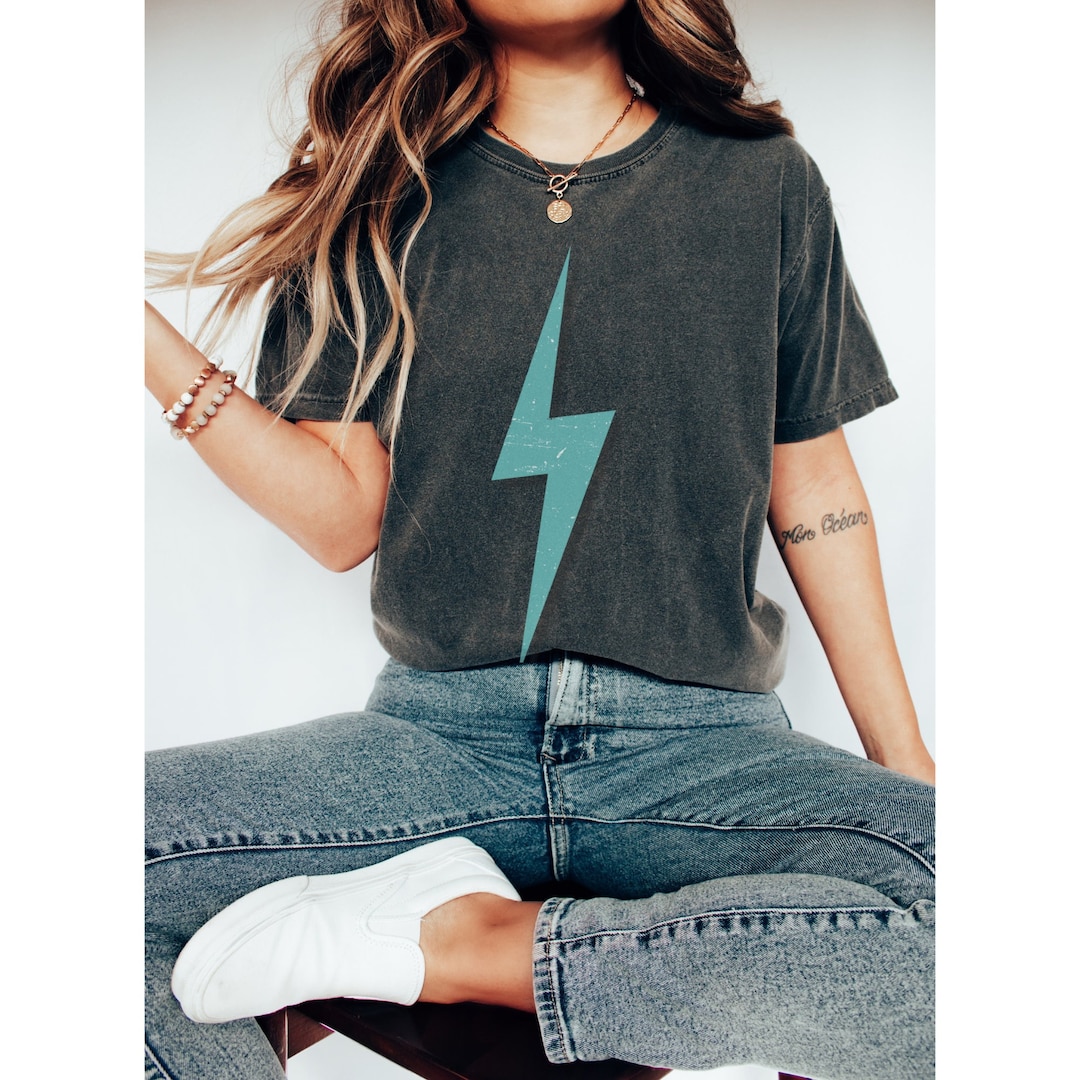 Lightning Bolt T-shirt, Comfort Colors Aesthetic Lightning Bolt Shirt ...