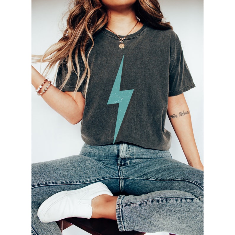 Lightning Bolt T-shirt, Comfort Colors Aesthetic Lightning Bolt Shirt ...