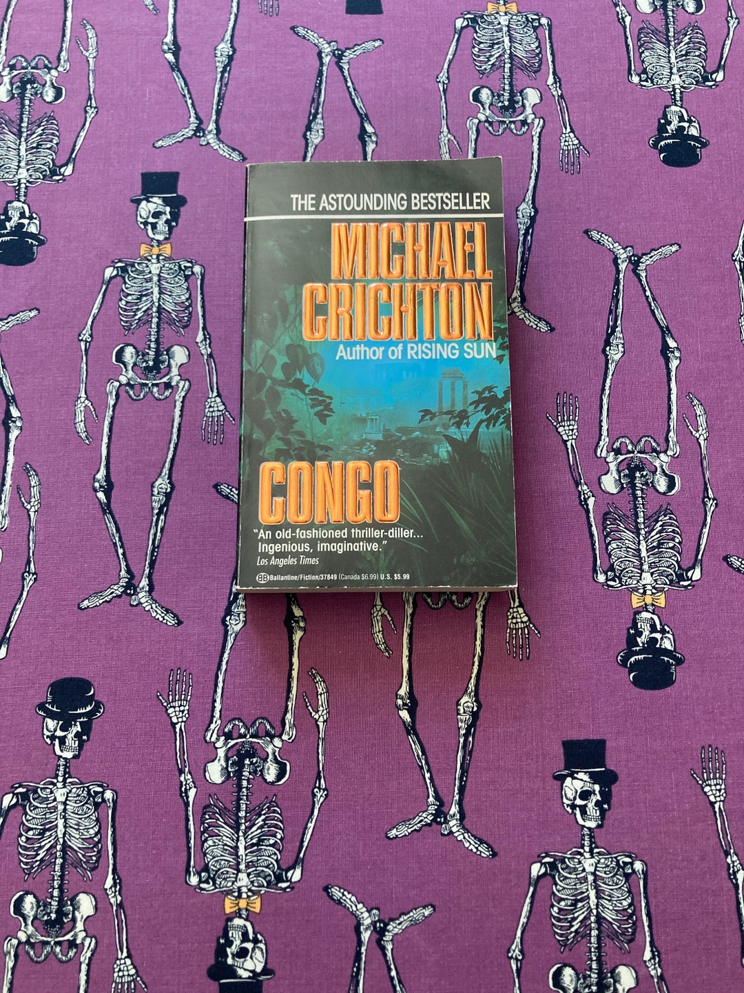 Congo by Michael Crichton (1990s Ballantine Paperback) - Science ...