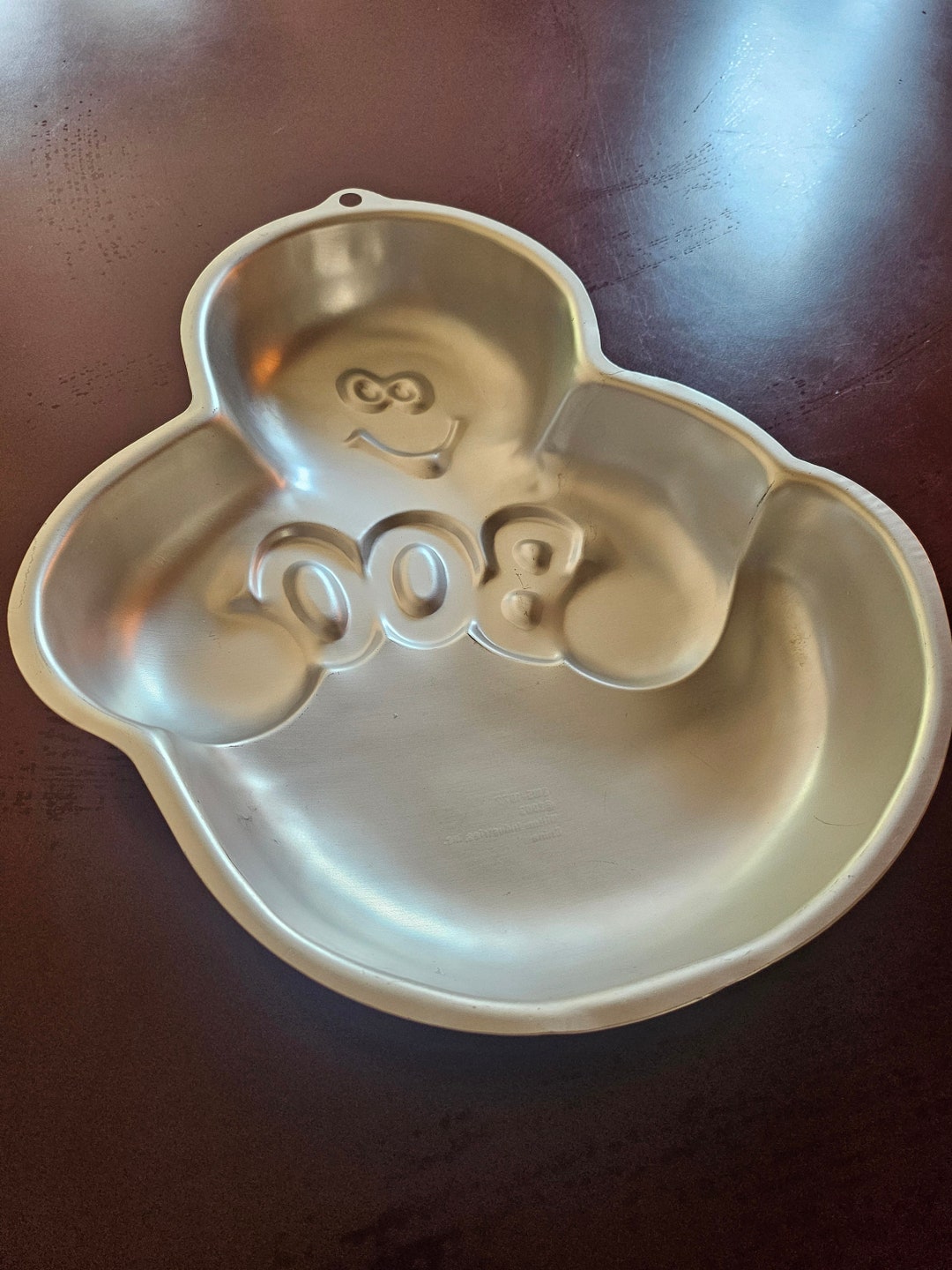 BOO! Vintage Halloween Ghosty Cake Pan....scared? - Etsy