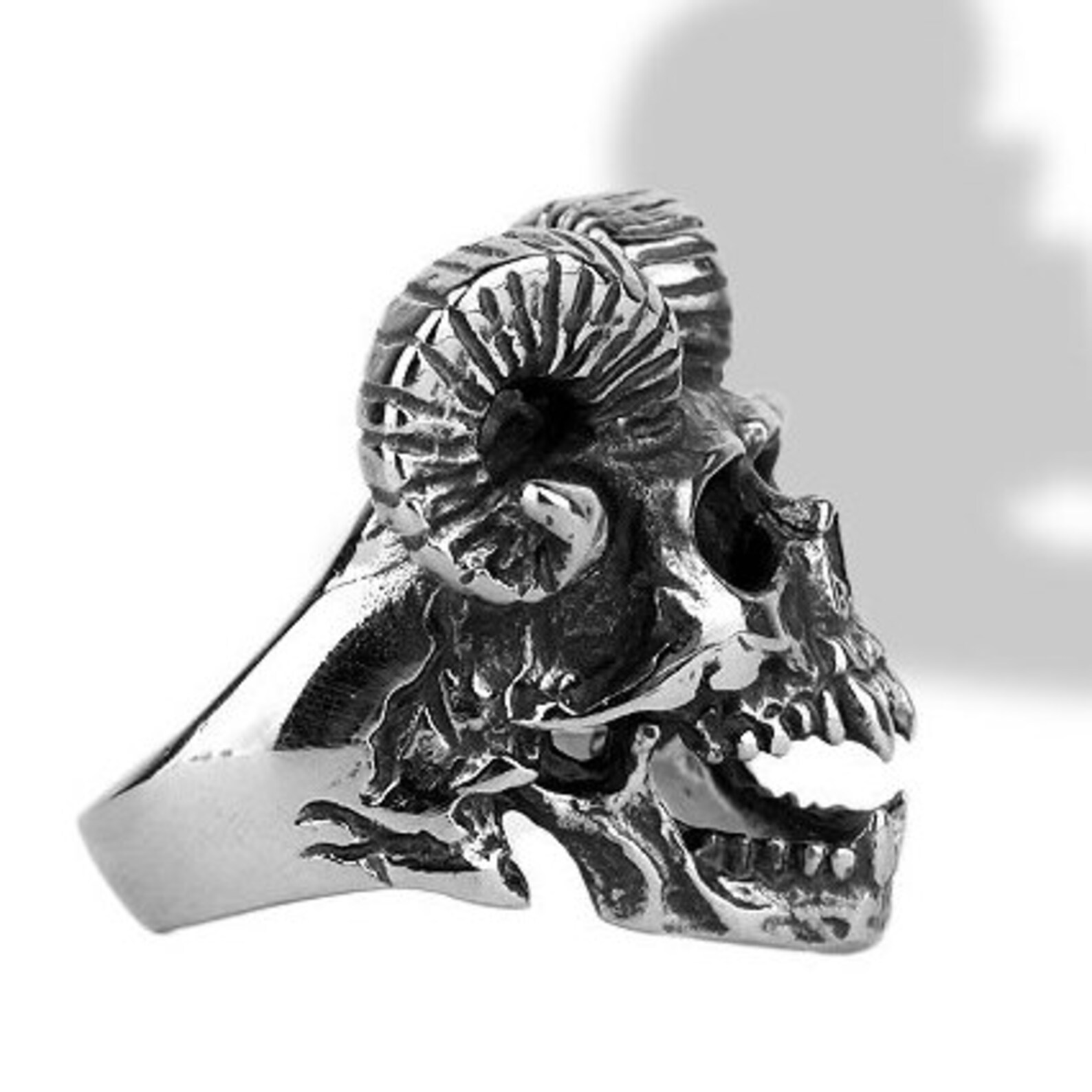 Skull With Horned Ring, Horn Satan Devil Demon Skull Ring, Demon Skull ...