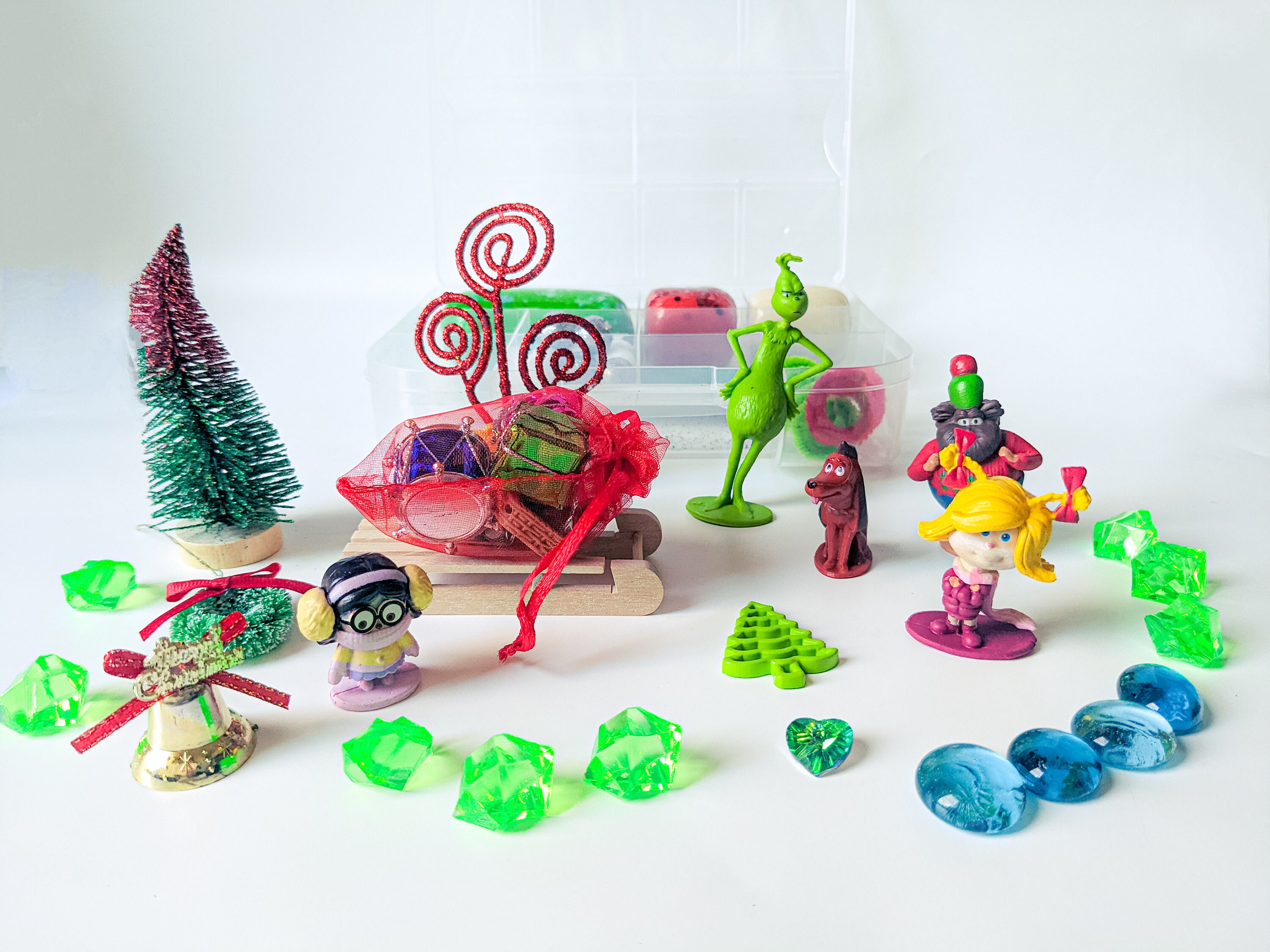 Grinch Inspired Playdough Kit Sensory Bin Pretend Play - Etsy