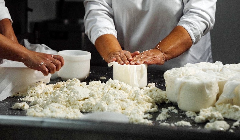 Azores Cheese Sao Jorge Island 7 Months Ripened 400g (14.11oz) Portugal ...