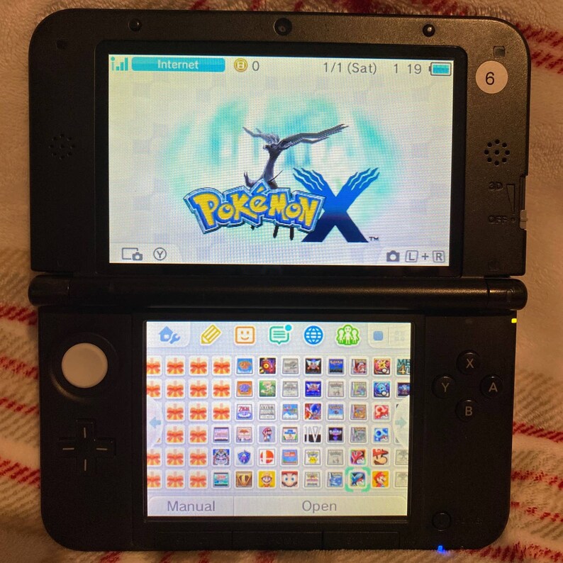 Charizard Nintendo 3DS XL in Black Bundled W/ 64gb SD, Games, Stylus ...