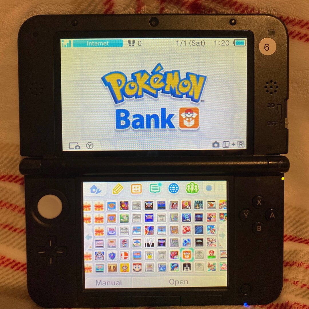 Charizard Nintendo 3DS XL in Black Bundled W/ 64gb SD, Games, Stylus ...