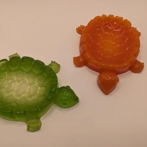 Two Bakelite Turtles Figures/trinket Holders One Orange and One Green ...
