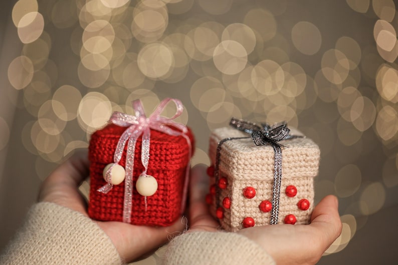 Mini Crochet Christmas Gift Box PATTERN, Small Handmade Holiday Gift ...
