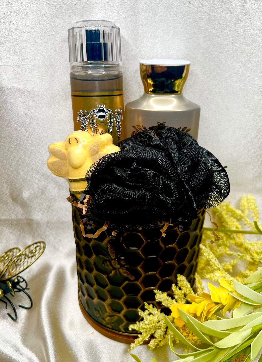 Queen Bee Mini | Spa Kit, Spa Set, Bath and Body, Gifts for Her, Gift ...