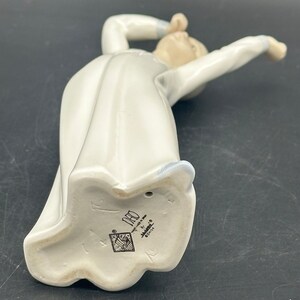 Nao by Lladro Spanish Porcelain Girl/boy Yawning Ready for Bed Figurine ...