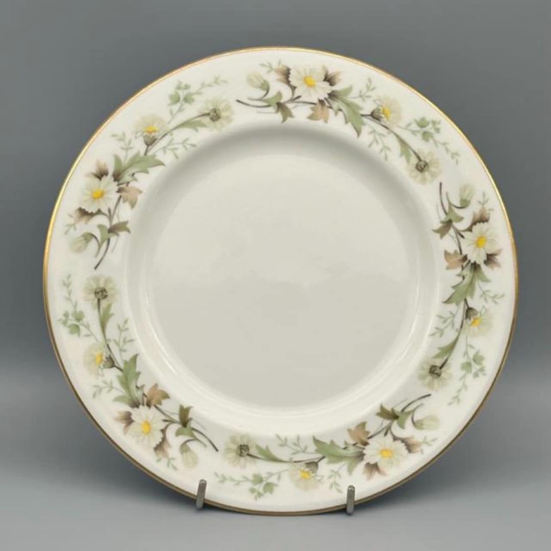 Royal Doulton Clairmont TC1033 8″ Dessert / Salad Plate - Etsy