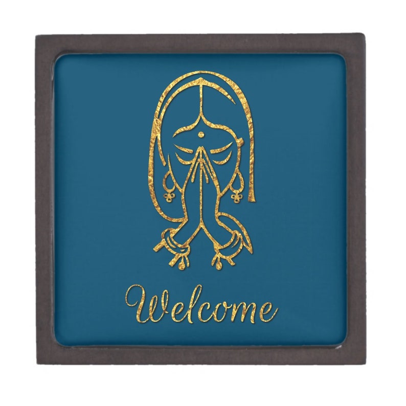 Welcome Namaste Golden Sign, Traditional Indian Lady, Hinduism, Welcome ...