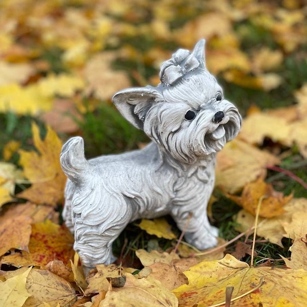 Outdoor York Statue - Etsy