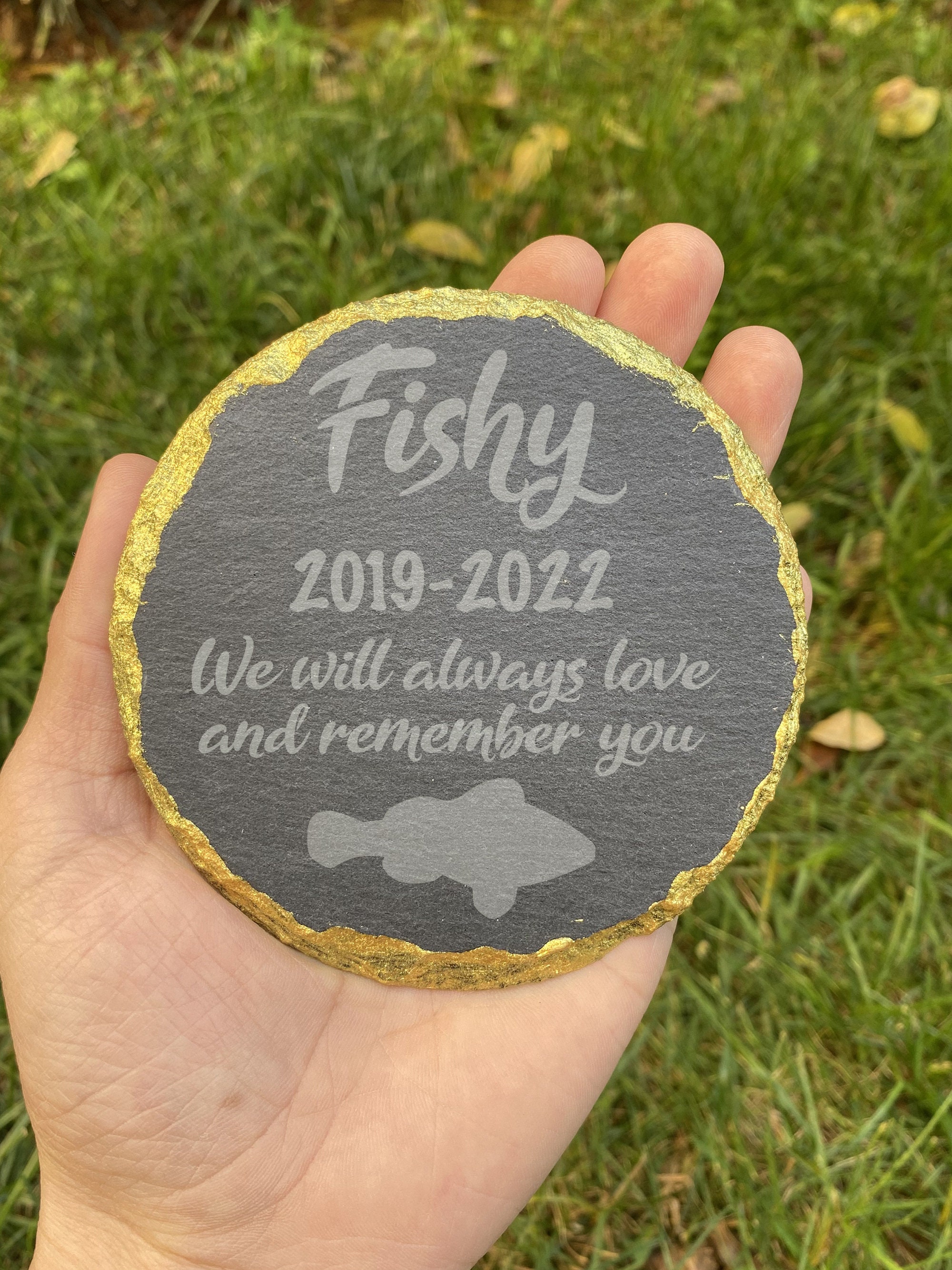 Custom Pet Memorial Stone, Personalized Engrave Fish Memorial Plaque ...