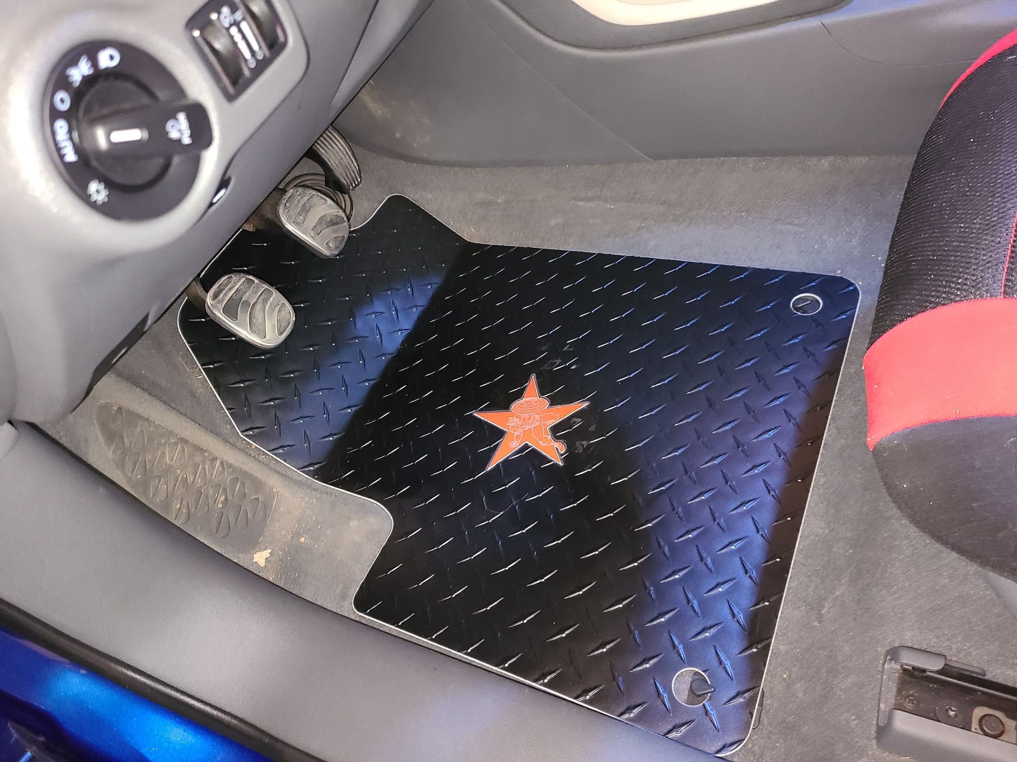 Metal Floor Mats Made to Order Shaped From Solid Aluminum Diamond Tread ...