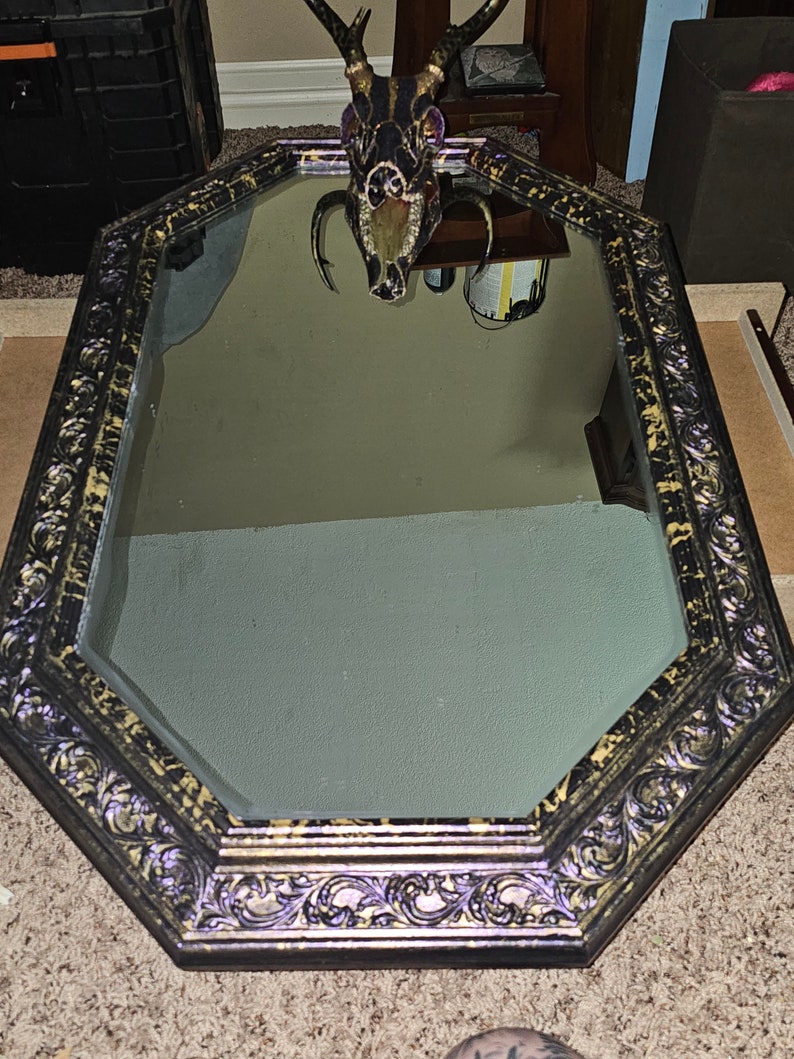 Skull & Mirror - Etsy