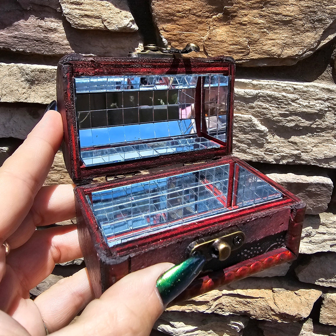 Return to Sender Chest | Containment Spell | Ritual Mirror Box ...