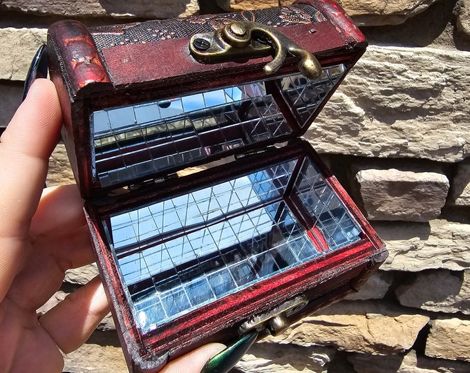 Mirrored Coffin Box With Poppet - Witchcraft, Hoodoo, Reversing, Mirror ...
