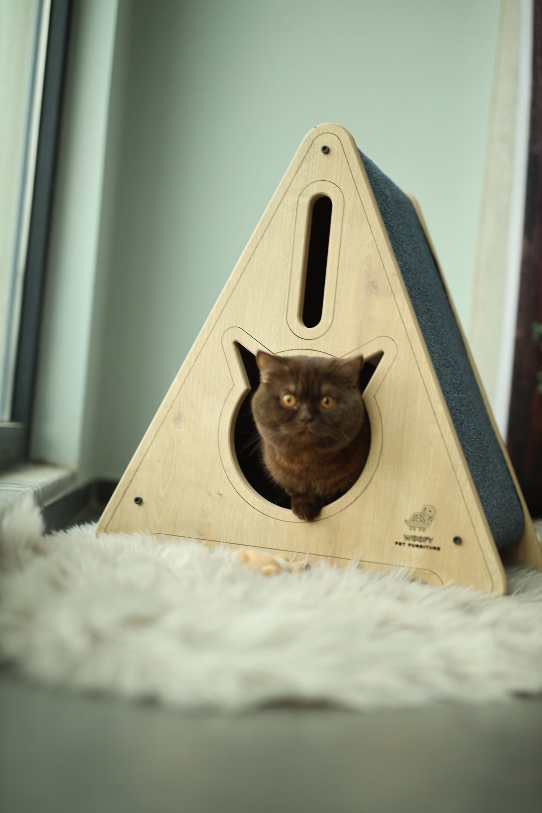 Cat House for Small to Medium-sized Cats Made of MDF Wood, FSC ...